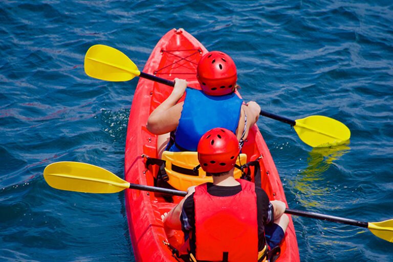 Kayak Deporte: Aventura y Conexión con la Naturaleza | Run On World